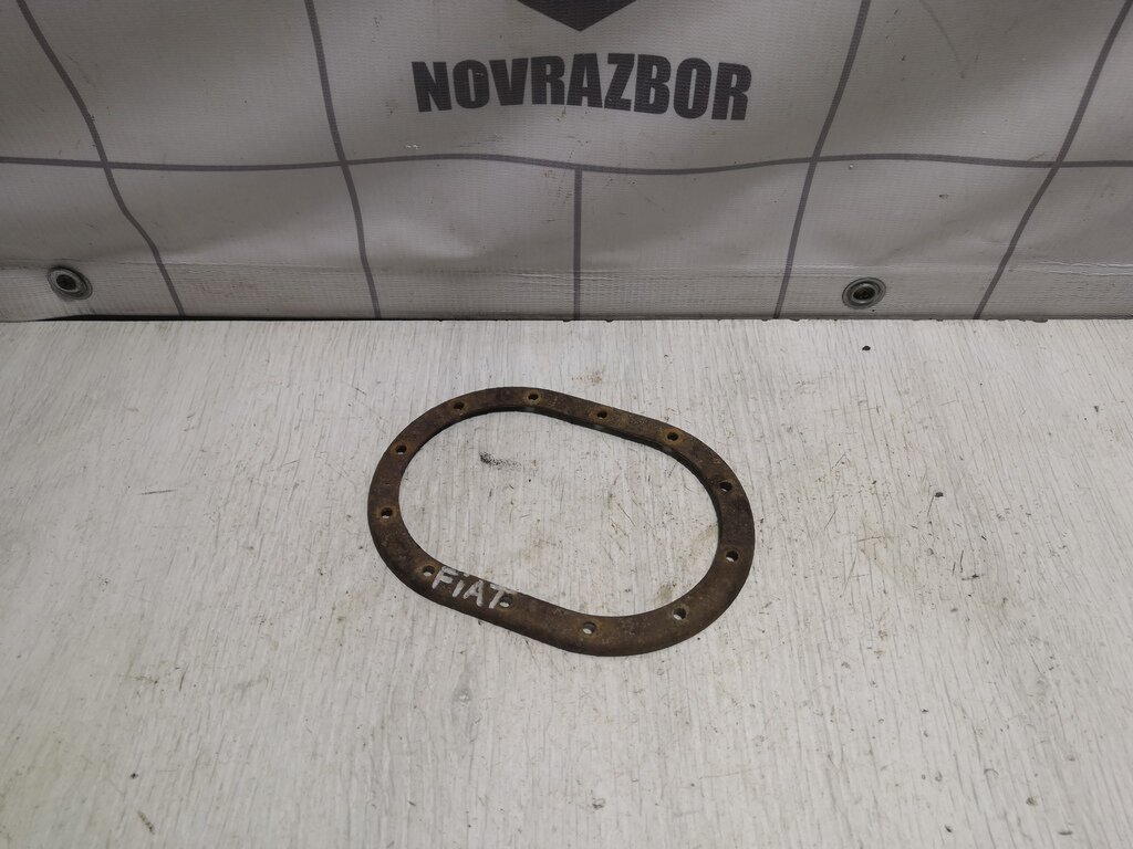 Крышка Fiat Albea 2003 +