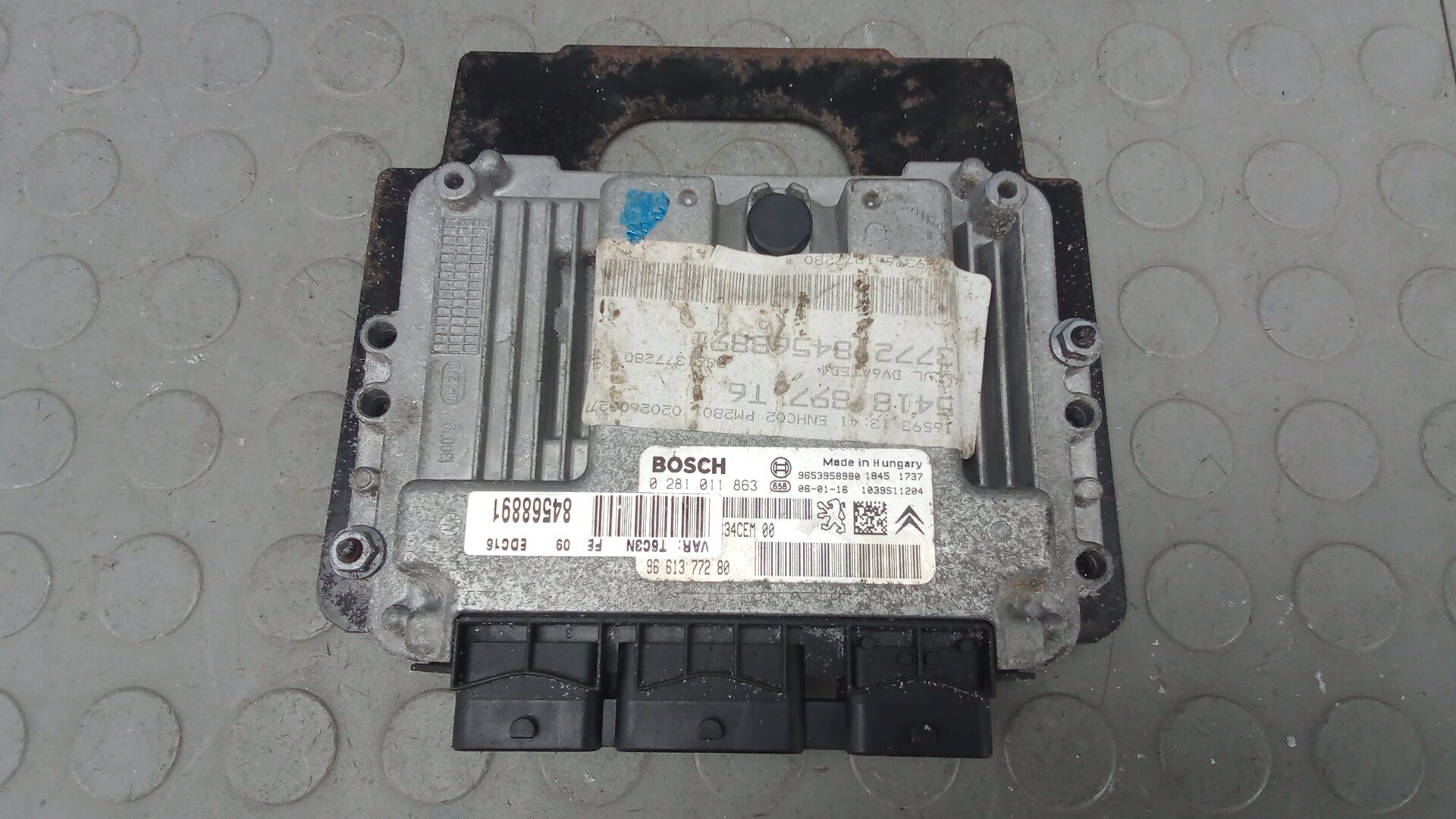 Блок управления двс PEUGEOT 307, Номер 0281011863