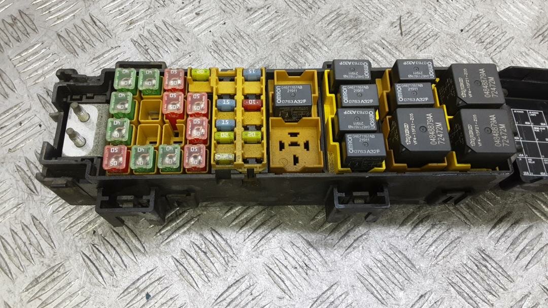 Блок предохранителей Jeep Grand Cherokee WJ рест. 2003 P56050263AB