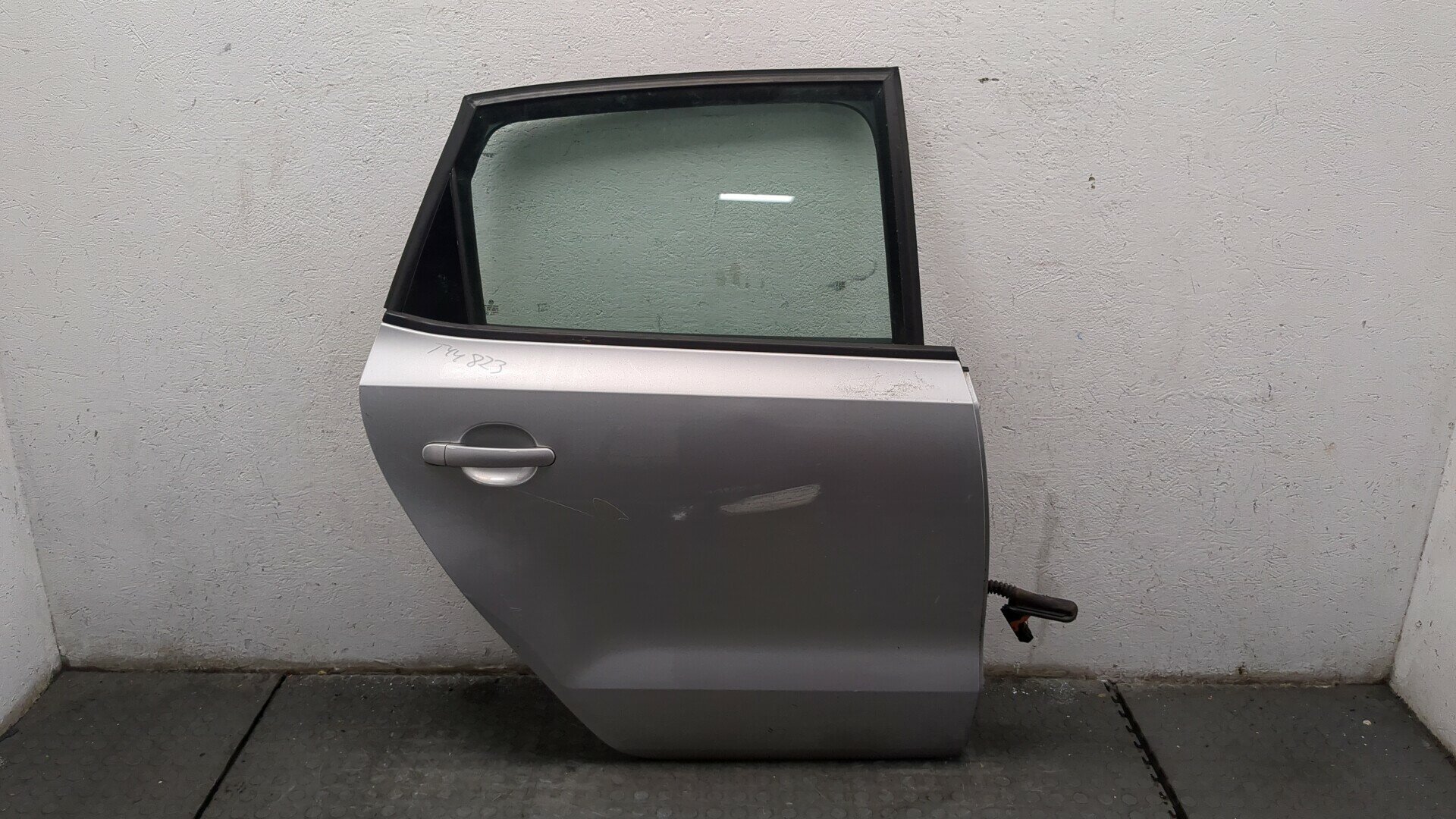 Дверь боковая (легковая) правая задняя Volkswagen Polo Б/У