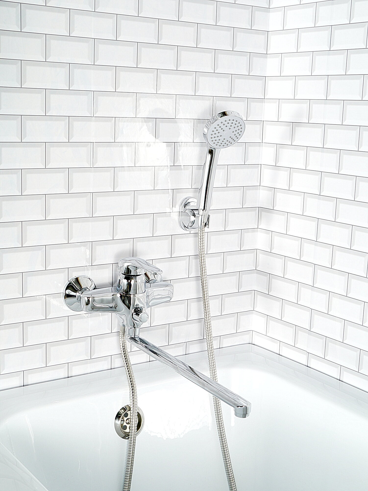 Смеситель на ванну Potato P2213, цинковый сплав, хром-никель, шлифовка, надежность