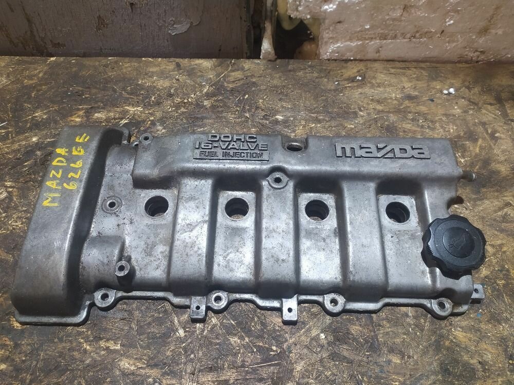 Крышка клапанов Mazda 626 GE (1991 1997) Б/У с пробегом