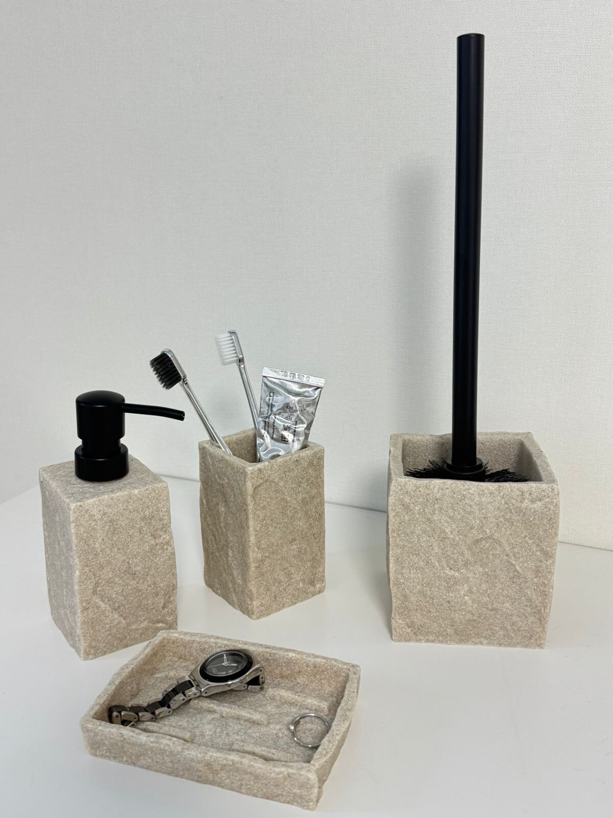 Набор аксессуаров для ванной комнаты, 4 предмета, бежевый камень с черным