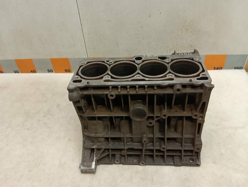 Б/У Блок цилиндров VAG С дефектом 1.6 AKL Блок цилиндров Skoda Octavia 1998 A4, 1U2 358241 VAG арт. 06B103019B