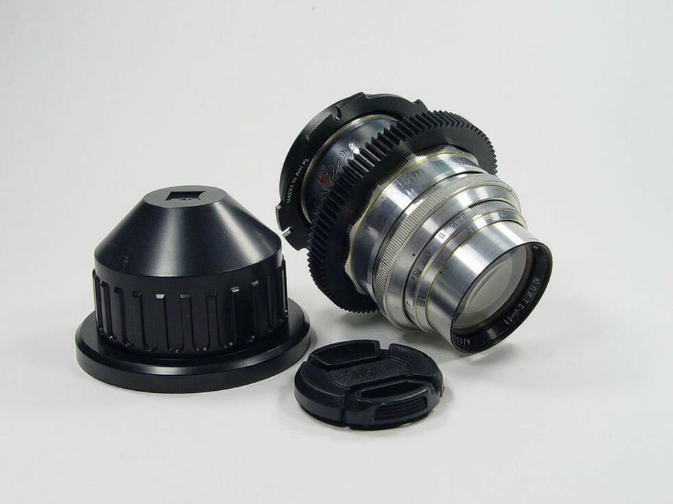 PL mount Arriflex RED ONE Телевик Юпитер-11 f/4 135mm Белый ранний, советский Sonnar. №6611415