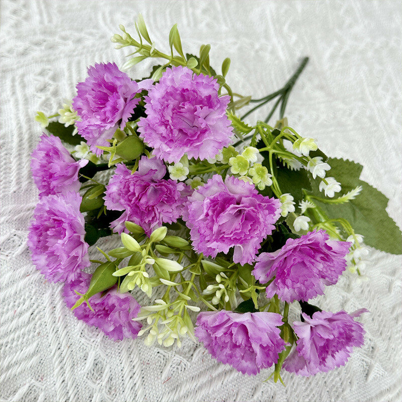 Фон для свадебной фотосессии с цветами гвоздики без IP бренд с цветами фиолетовый