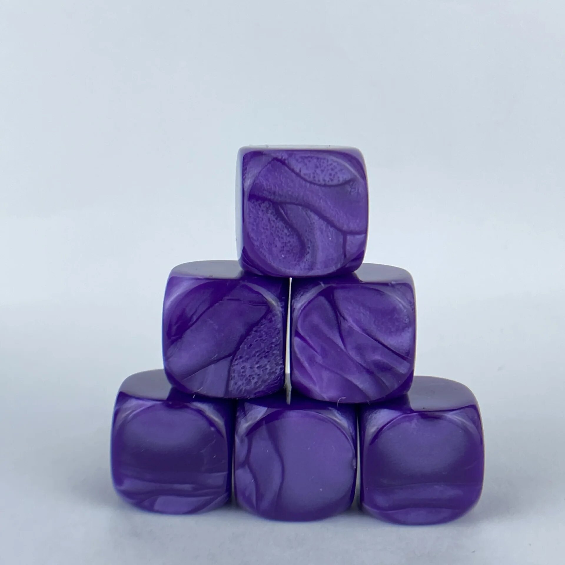 50 пустых акриловых кубиков D6 16 мм Фиолетовый, 50 Pearl purple