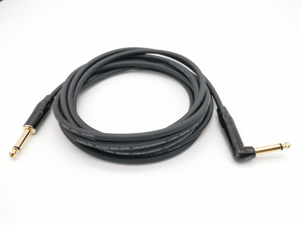 E15-JR-J-0500-0 Кабель инструментальный, прямой/угловой, 5м, ZZcable