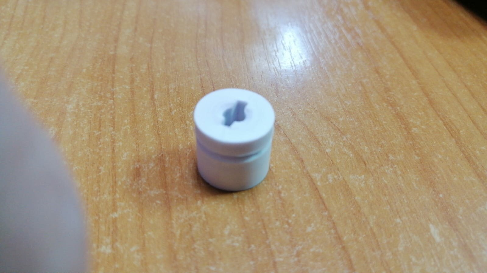 Держатель-изолятор Roller Grill A09001, керамический, диаметр 15 мм