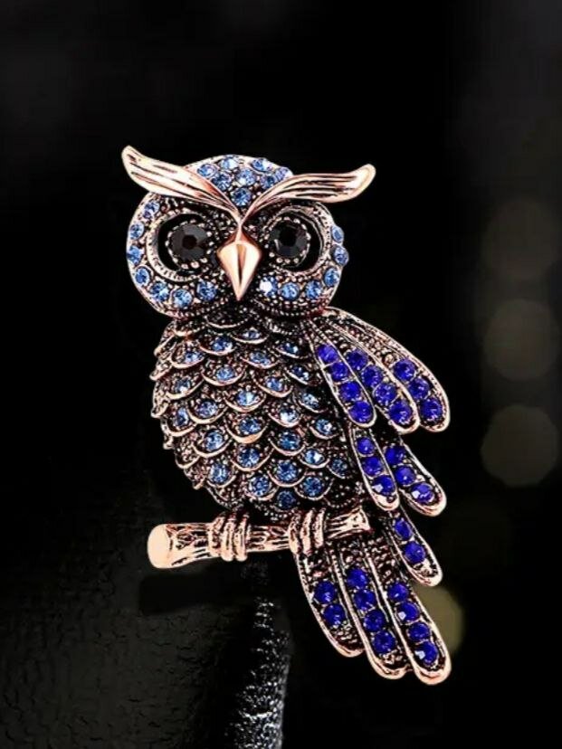 Брошь, стразы