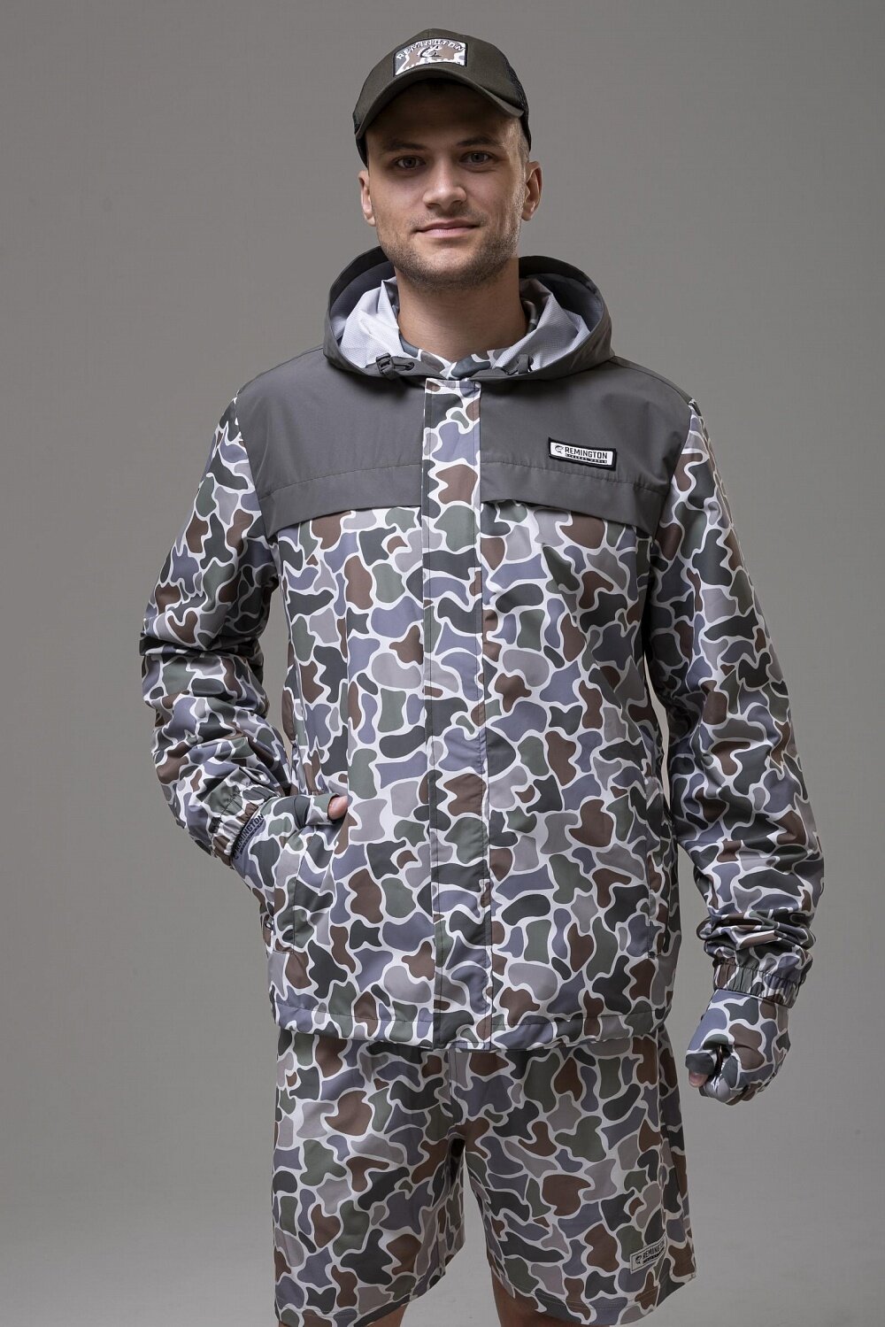 Куртка спортивная ветровка