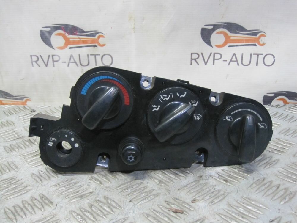 Блок управления климатом Plymouth Laser 1 89-94 MB439453