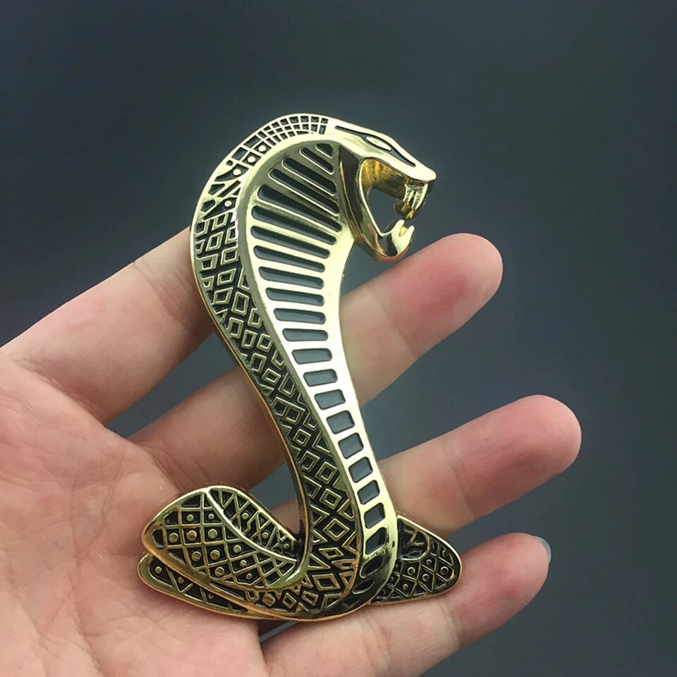 3D металлический кобры Кобра 3D эмблема Стикеры Металл Авто Шелби Мустанг золото, серебро, GT MYCT-54 Gold left