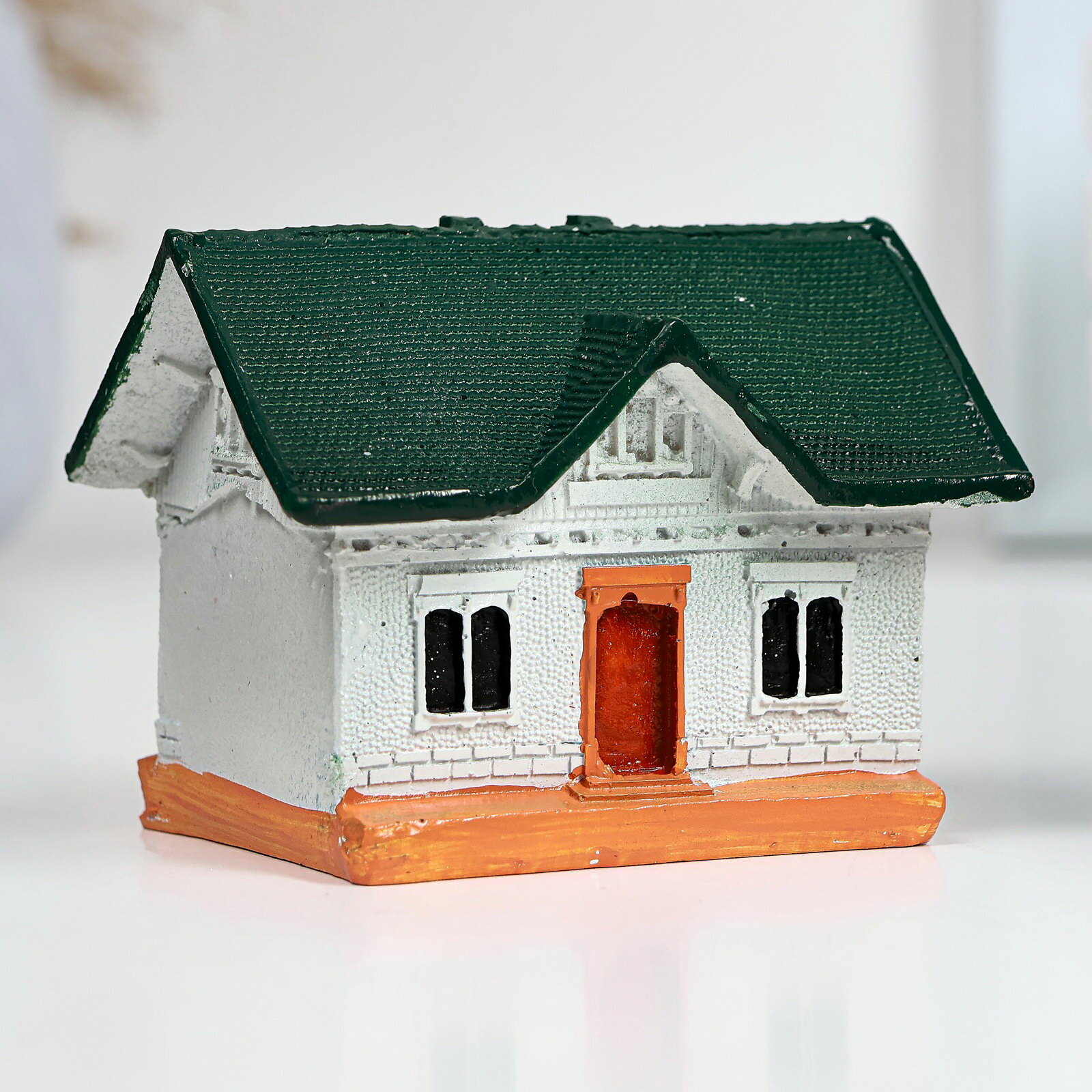 Фигурка полистоун "Домик", 7x8.5x6 см, цвет: зелёный, тематика праздника: новоселье