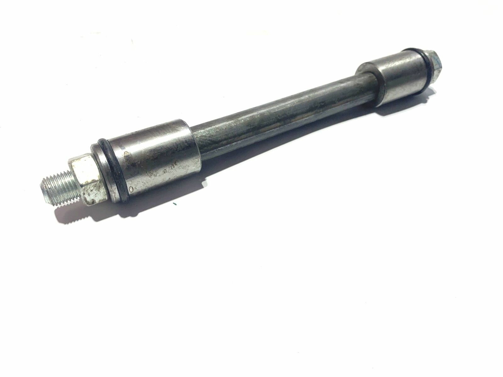 Ось маятника коляски мотоцикла Иж в сборе (Россия)