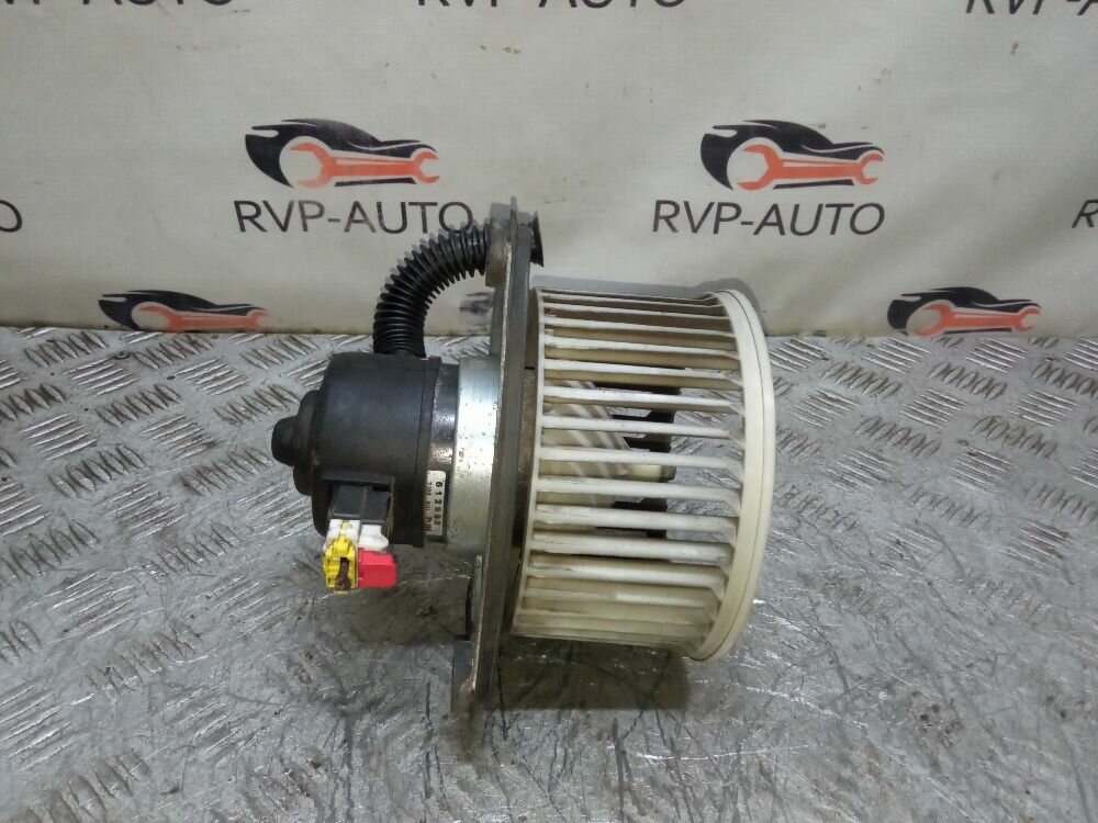 Моторчик отопителя Chevrolet Lanos 1.5 2004-2010 96271363
