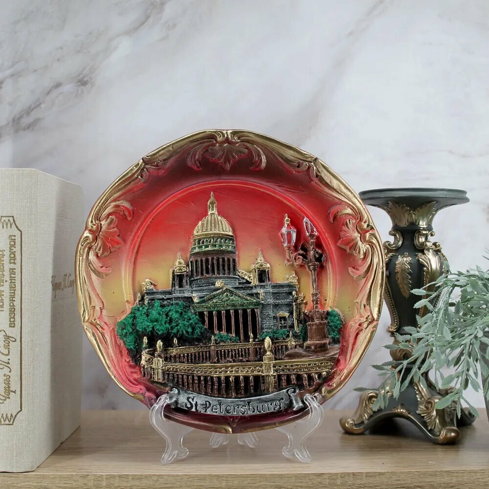 Сувенирная Тарелка Панно на подставке Исаакиевский собор. рельефная, 22.5 см , ручная роспись , гипс , настенная