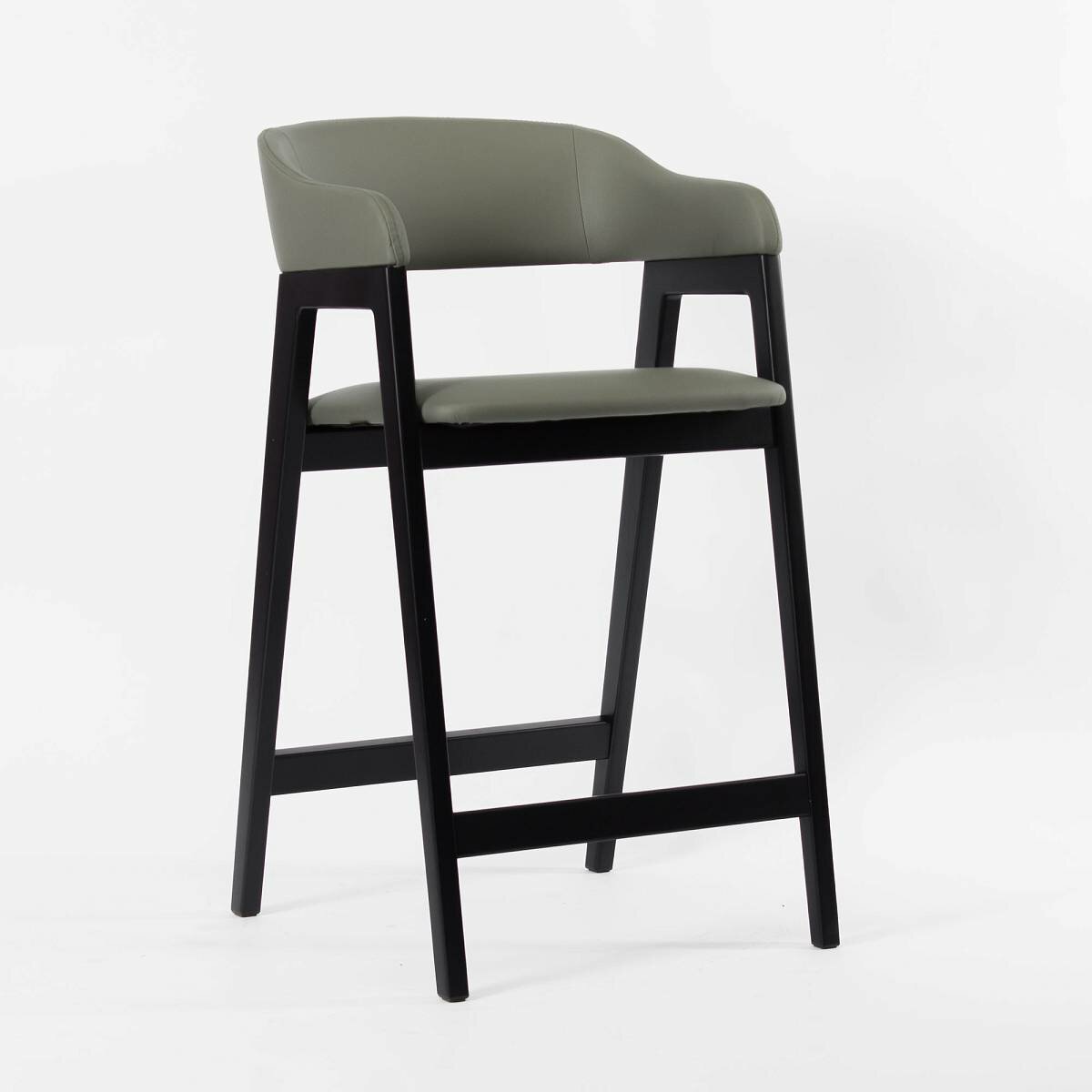 Стул полубарный Челси оливковая экокожа массив бука (черный) высота подлокотников 83,5 см для дома/для гостиной/для столовой/для кафе/кухонный стул/стул кухонный