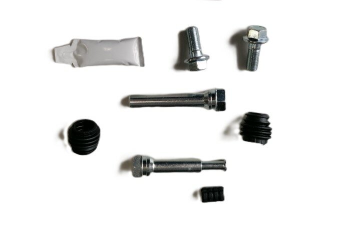 Комплект направляющих суппорта с пыльниками fuso canter fe85 (kitatomo)