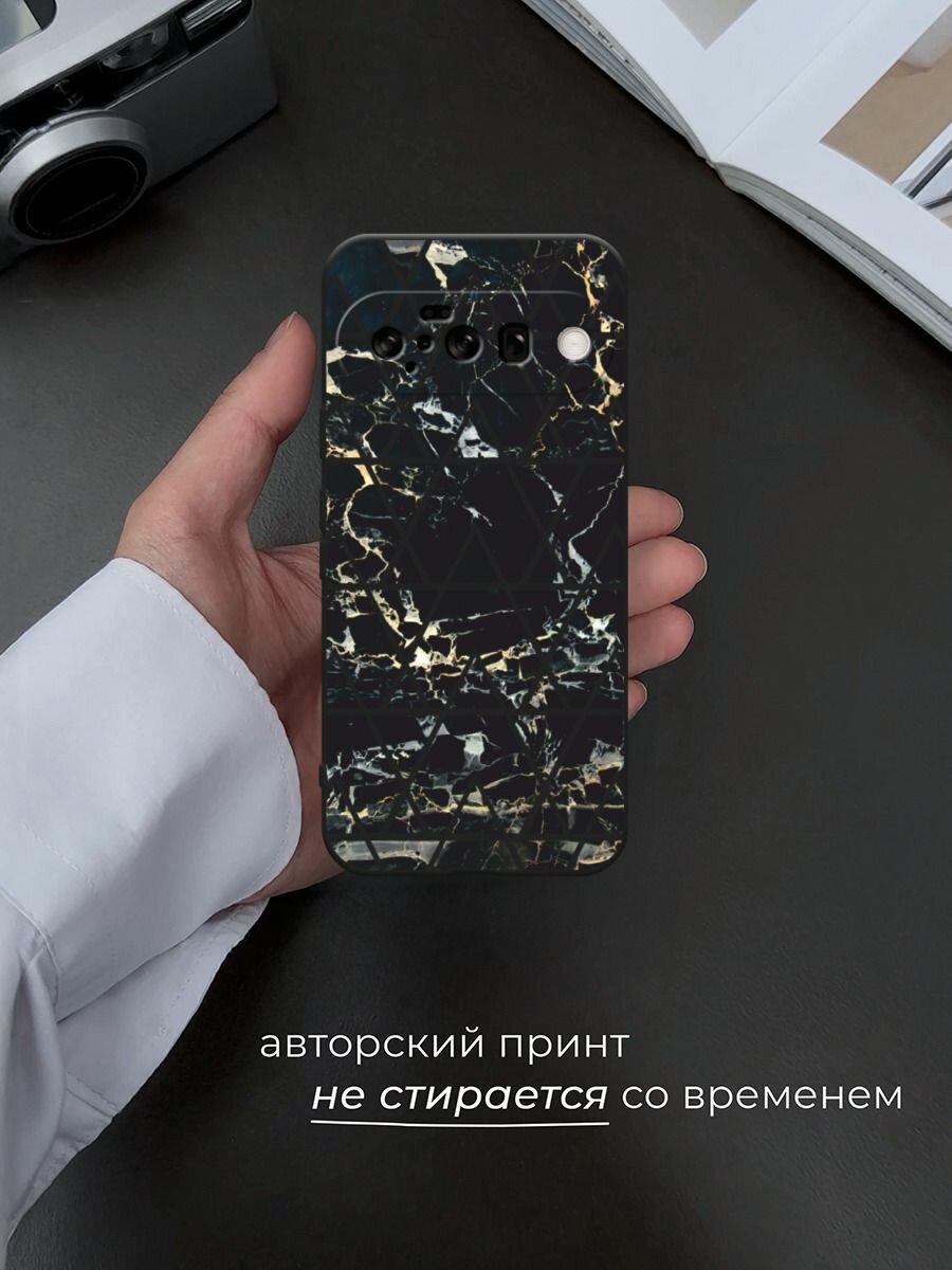 Черный матовый чехол на Google Pixel 10 / Гугл Пиксель 10 с принтом Черный мрамор с узорами треугольниками — фото 1