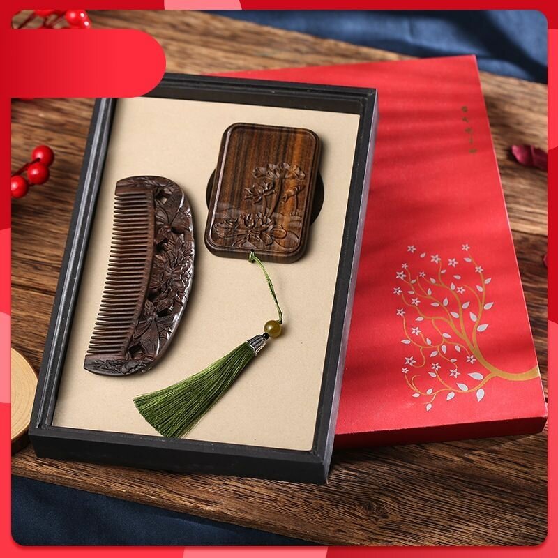 Эксклюзивный подарок ручной работы, гребень двусторонний резной с круглым зеркальцем