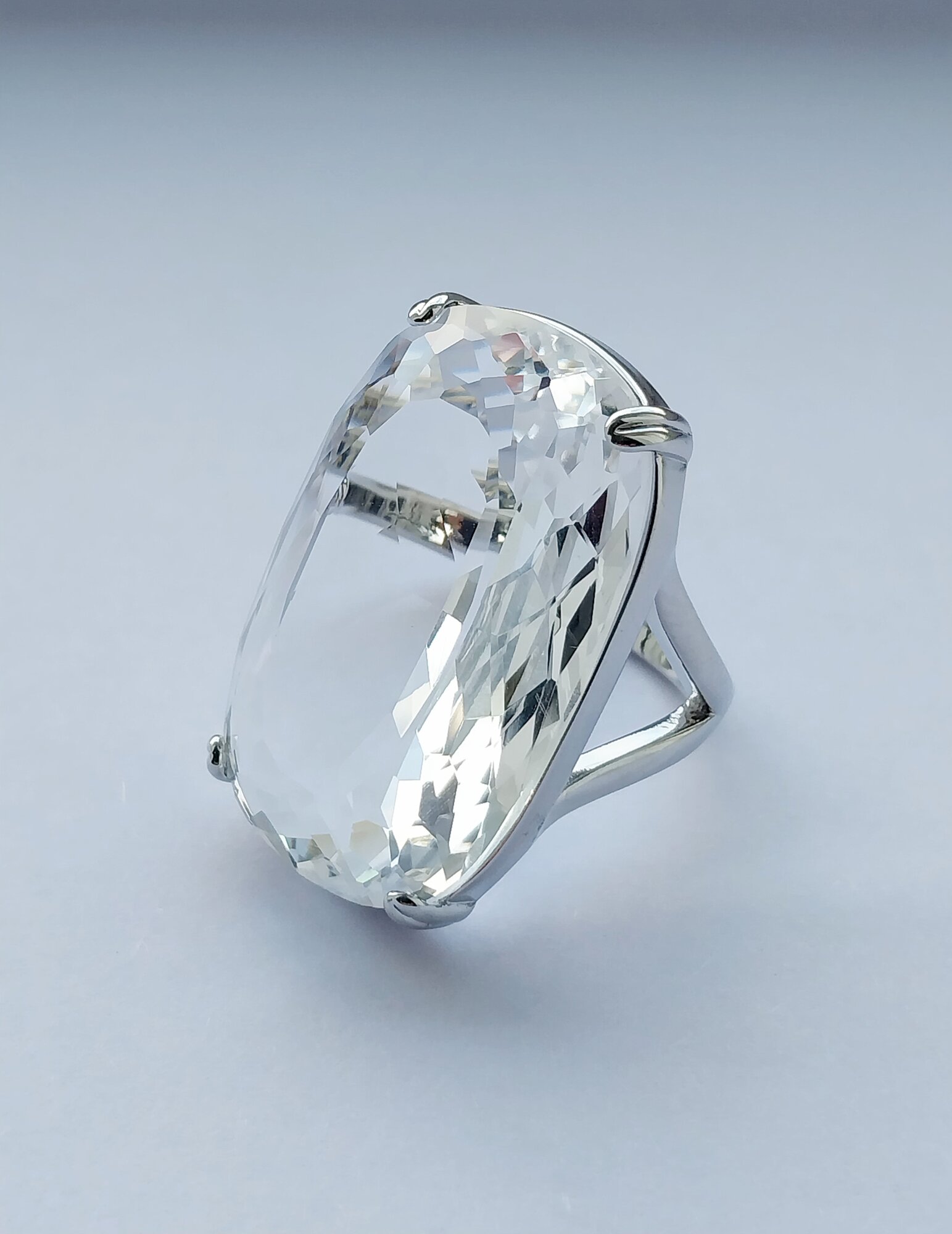 Кольцо помолвочное VERBA, кристалл