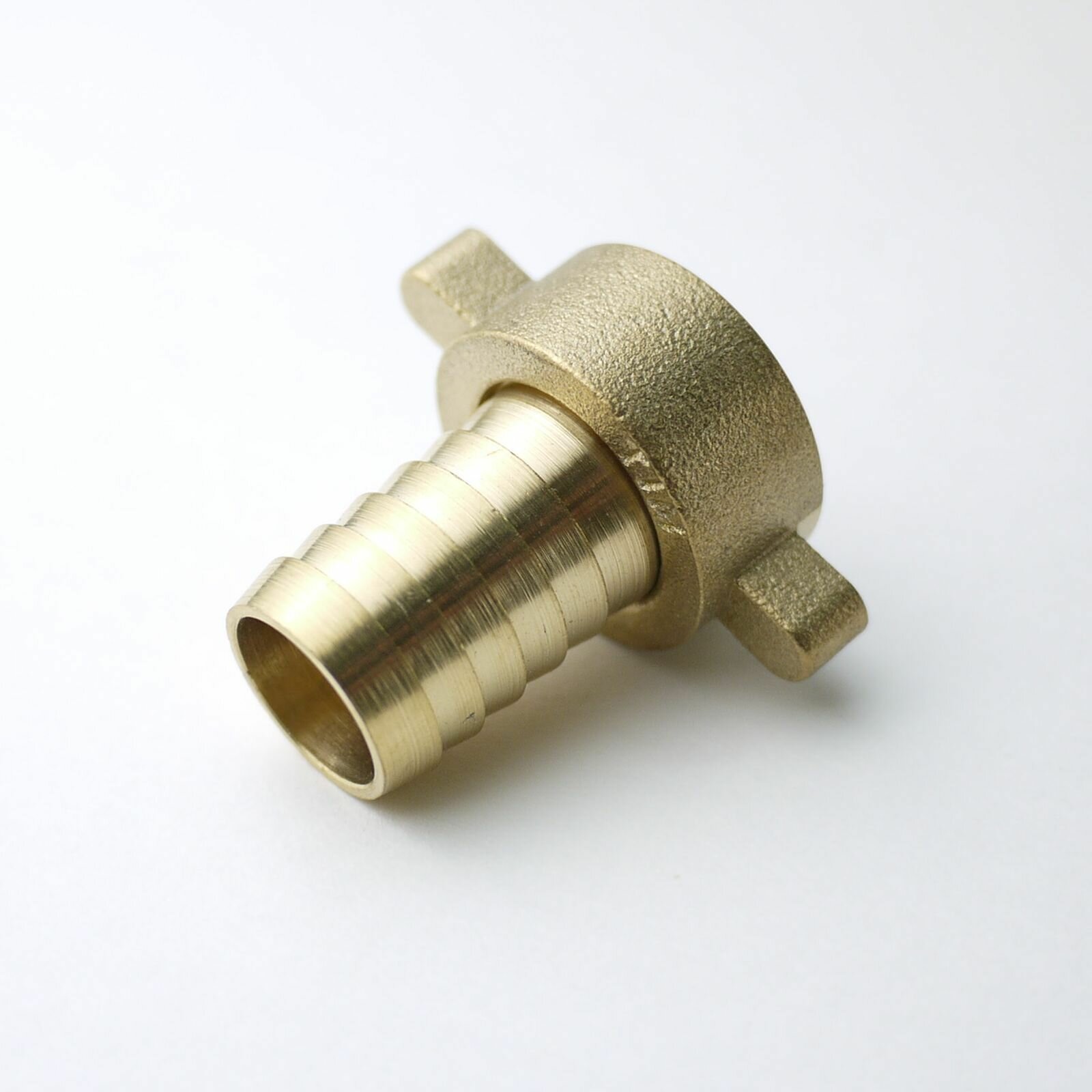 Штуцер для шланга с накидной гайкой 1/2" - 16 мм (1 штука)