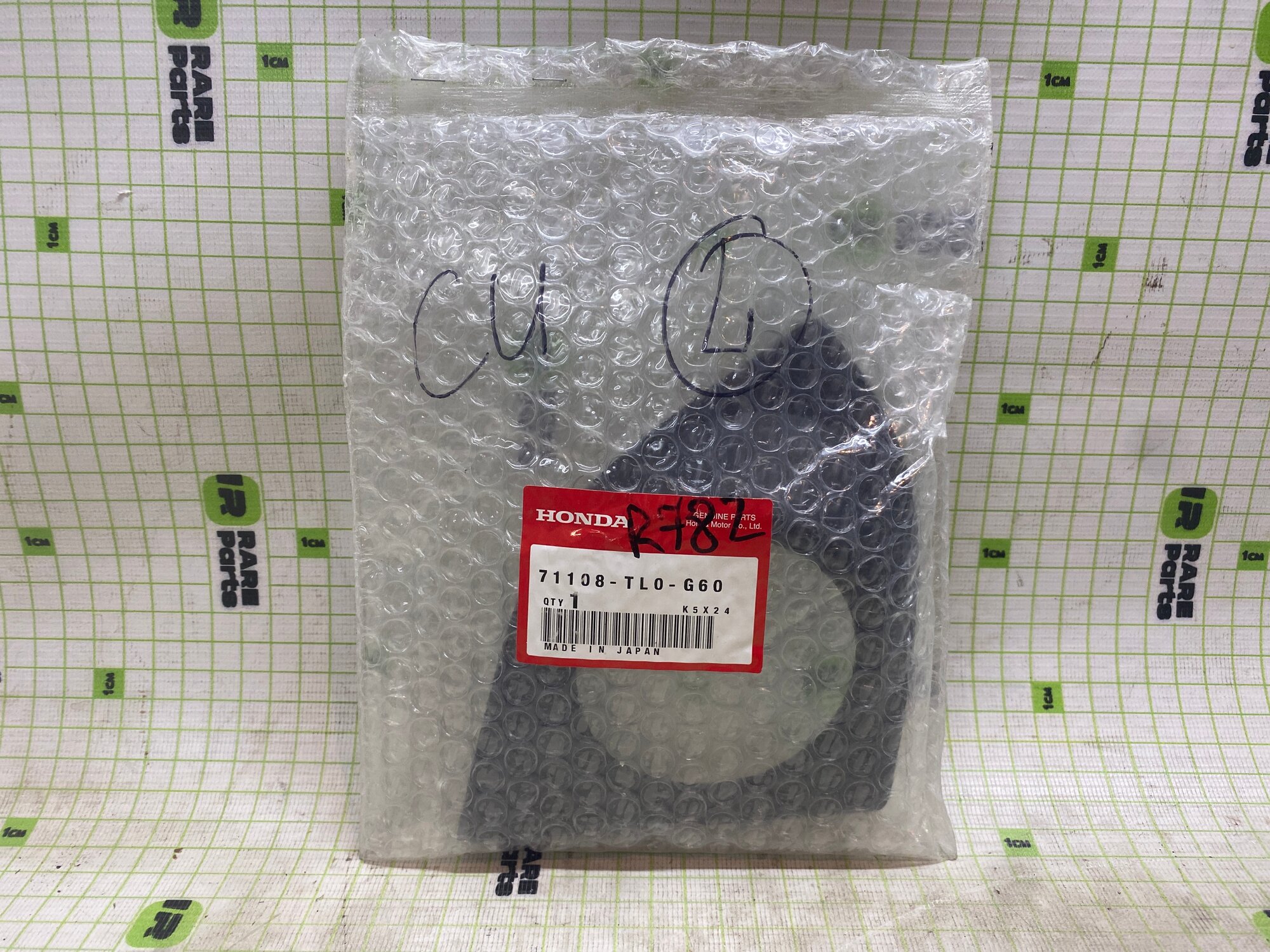 Рамка противотуманной фары левой для Honda Accord