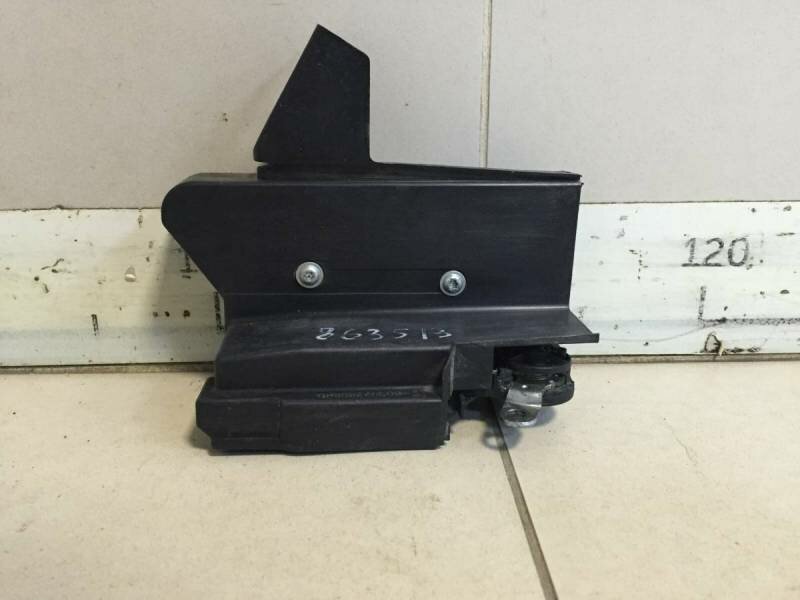 Замок двери передней правой Renault Logan 2 2014-2018