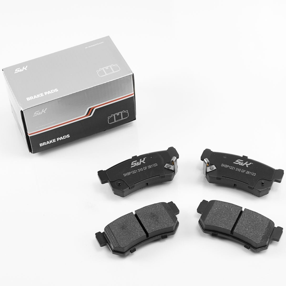 Колодки тормозные задние для Ссангйонг Актион 2002-, Корандо 1998-, Кирон 2005-, Муссо Рекстон Дэу 1999-, 1999- SsangYong Actyon Korando Kyron Musso Rexton Daewoo Артикул SKBP1221 производителя S&K