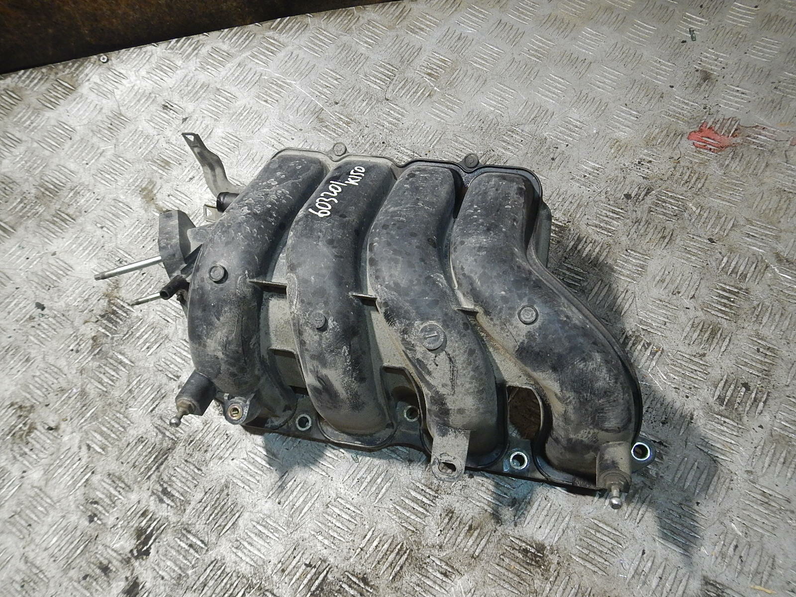 Б/У Коллектор впускной, Toyota (Тойота)-COROLLA 150 (06-) TOYOTA COROLLA 150 (06-) 1ZR Без видимых повреждений. 603201 TO...