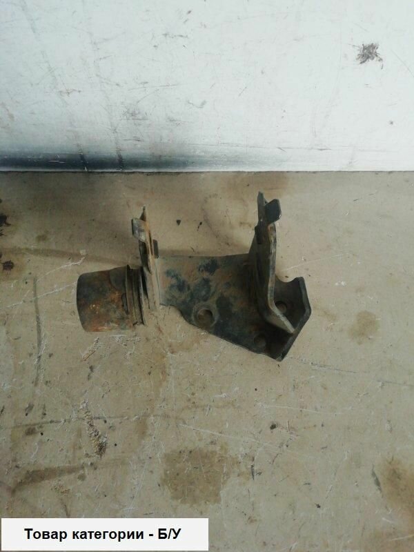 Кронштейн Toyota Corolla Verso 2006 - Б/У