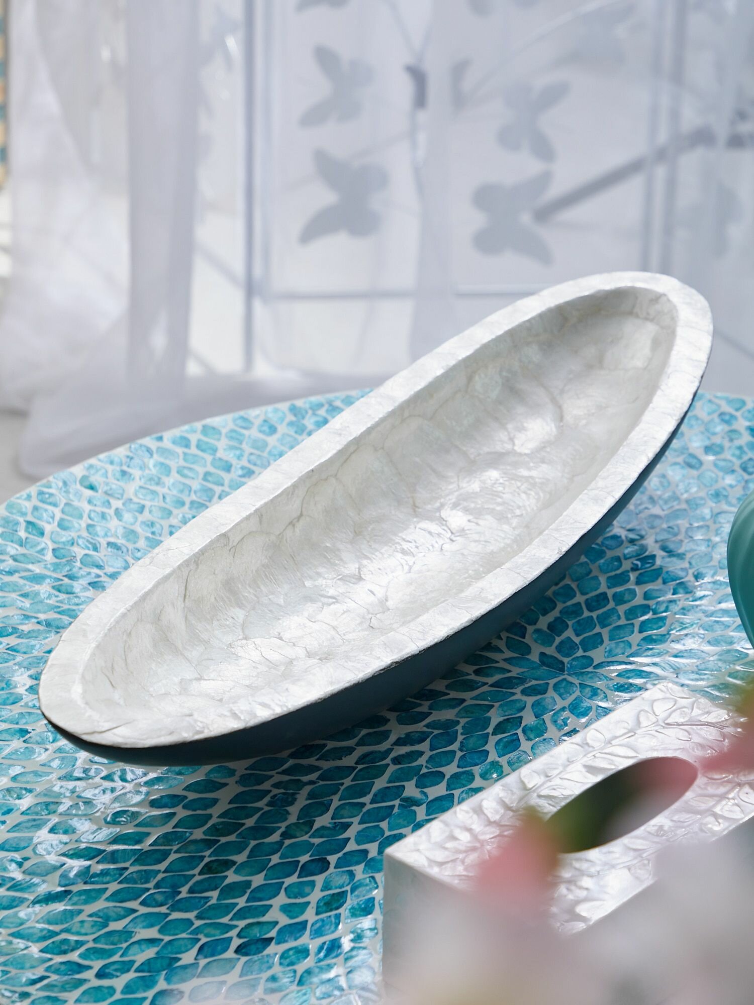 67-009 Блюдо декоративное с отделкой раковинами устриц 71х20х10см, Glasar