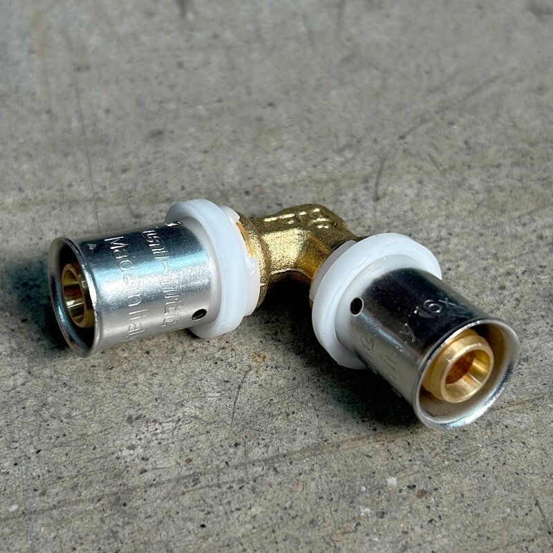 Угол пресс 16 UNI-FITT