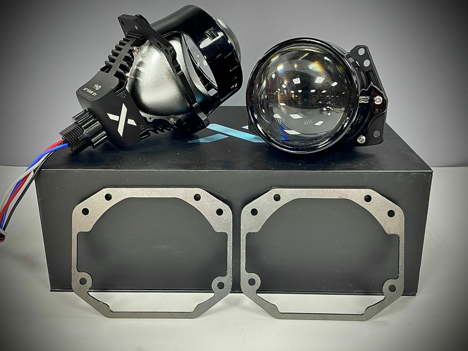 Би лед линзы для BMW X5 E53 дорест. 1999-2003 - Би лед линзы для на Х5