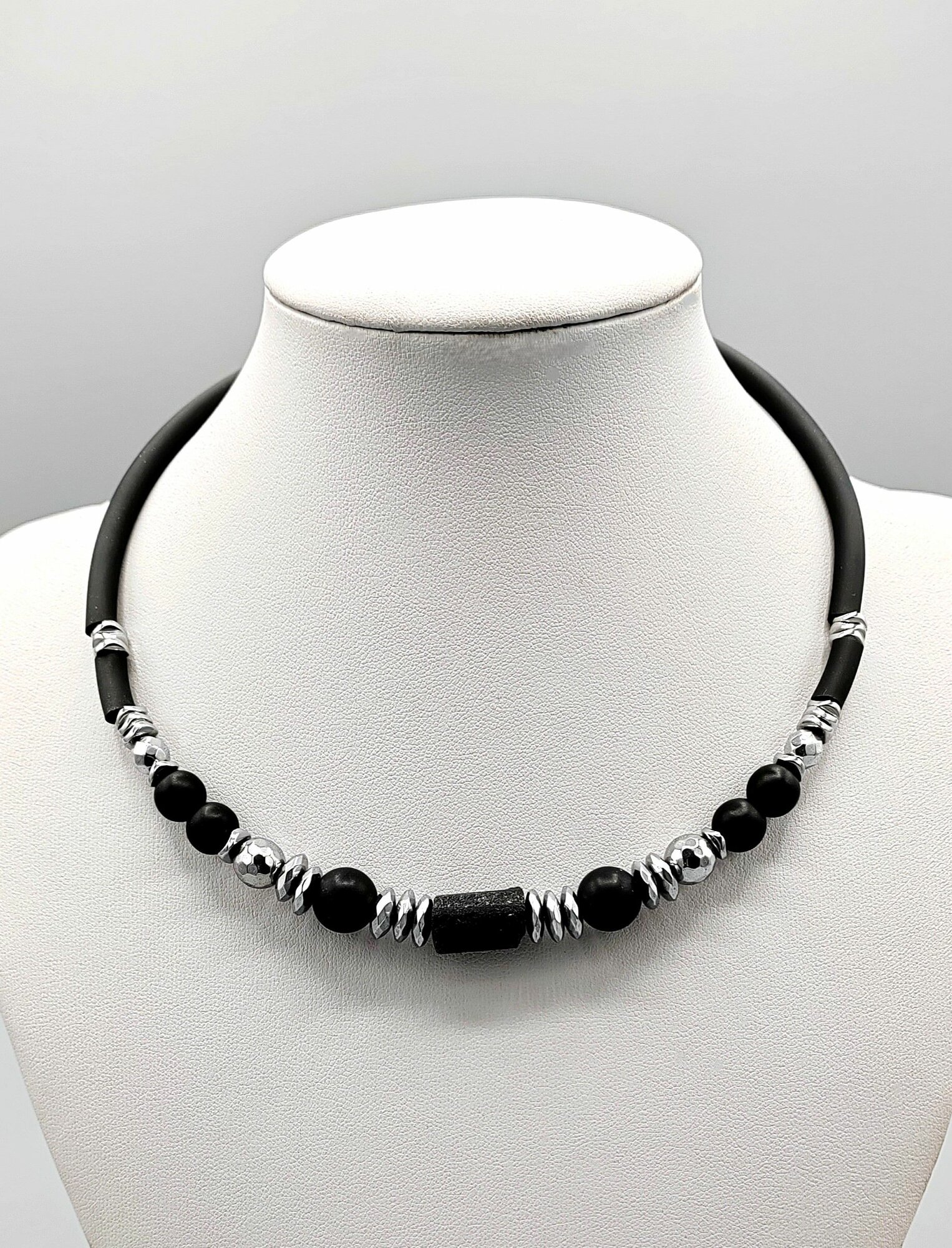 Колье Apsara, гематит