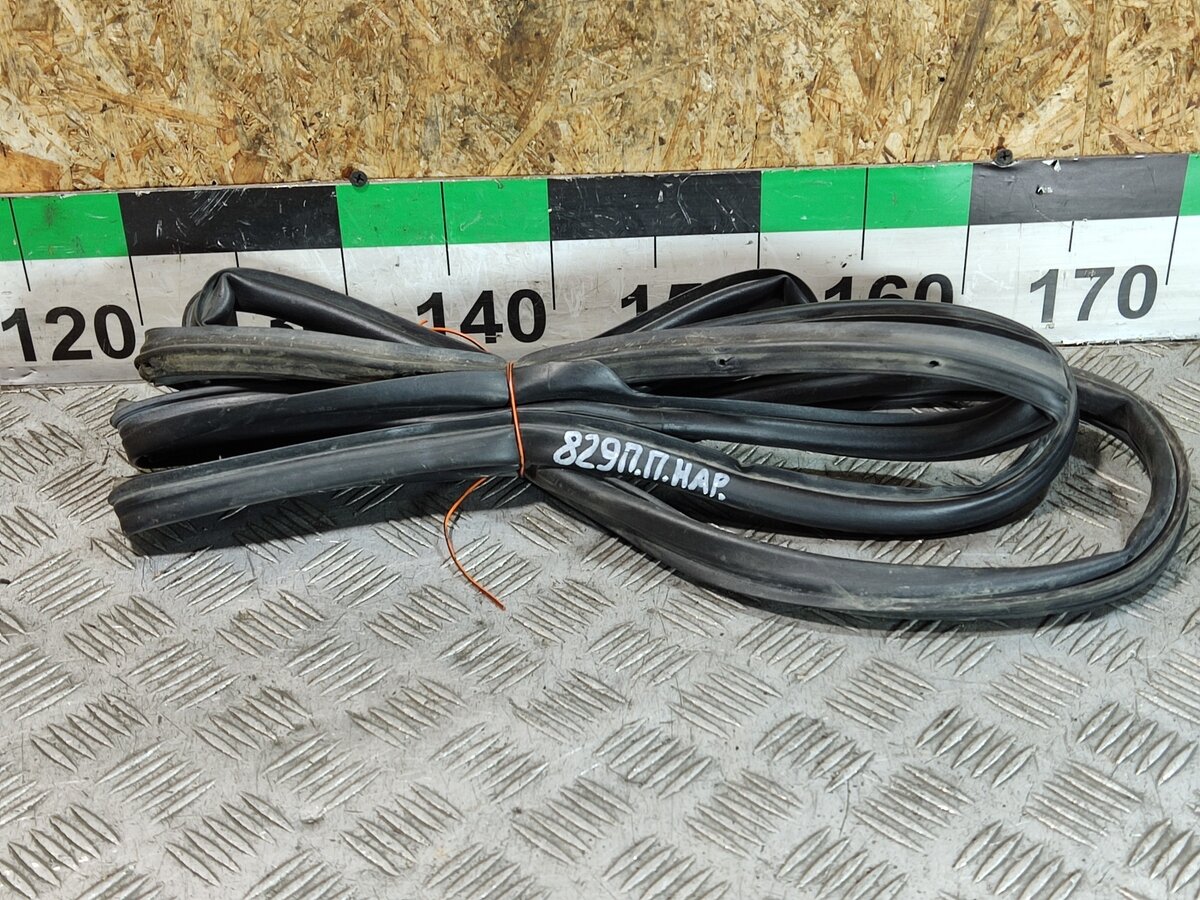 Уплотнитель двери передней правой CHEVROLET Lacetti 2003-2013 96548103