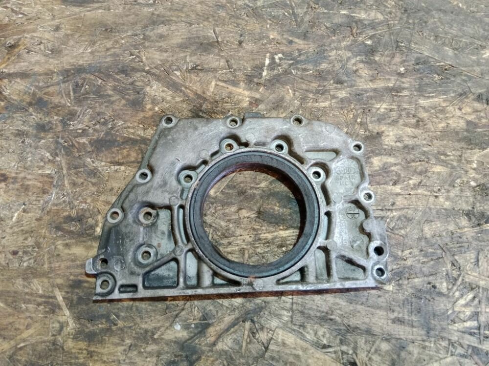 Крышка двигателя задняя Audi A4 B5 (1999 2001) Б/У с пробегом