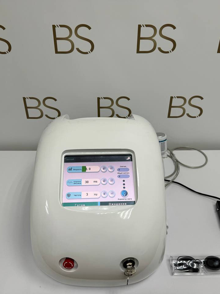 Васкулярный лазер 980nm для проведения процедур с сосудистыми сеточками RL S10