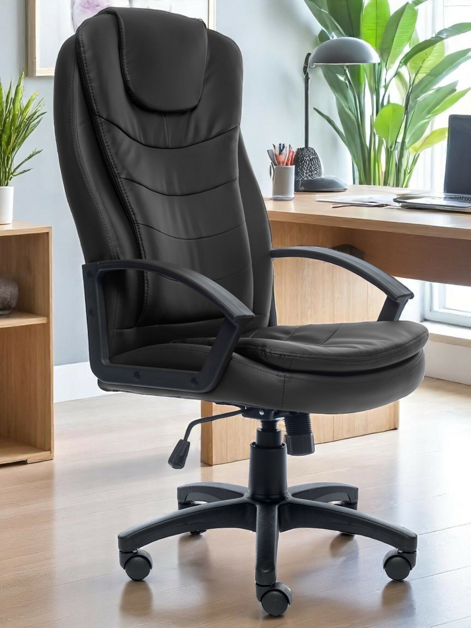 Кресло The World of Comfort Patrick-1, офисное, экокожа, черное, до 120кг