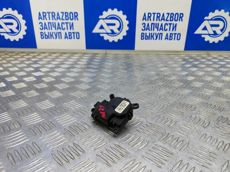 Б/У Моторчик заслонки печки Ford Focus 2 / Форд Фокус 2 1.8 QQDB 125 Л.С. хэтчбек 2007