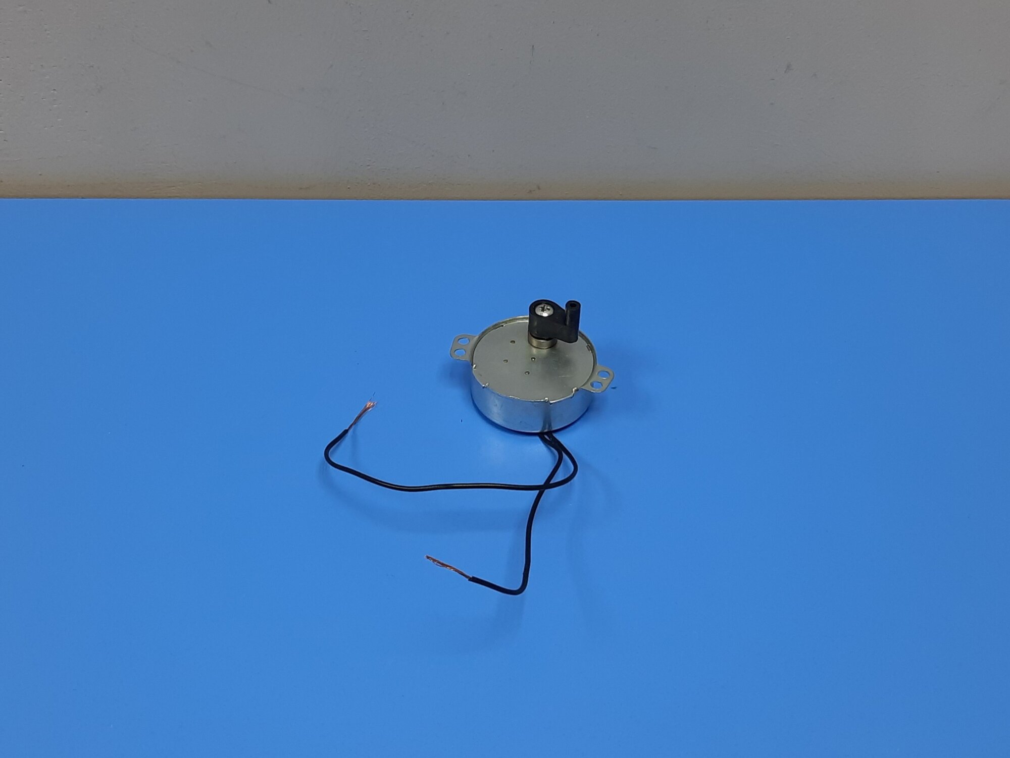 Мотор вращения тепловентилятора Timberk TFH F20VVE (49TYJ)