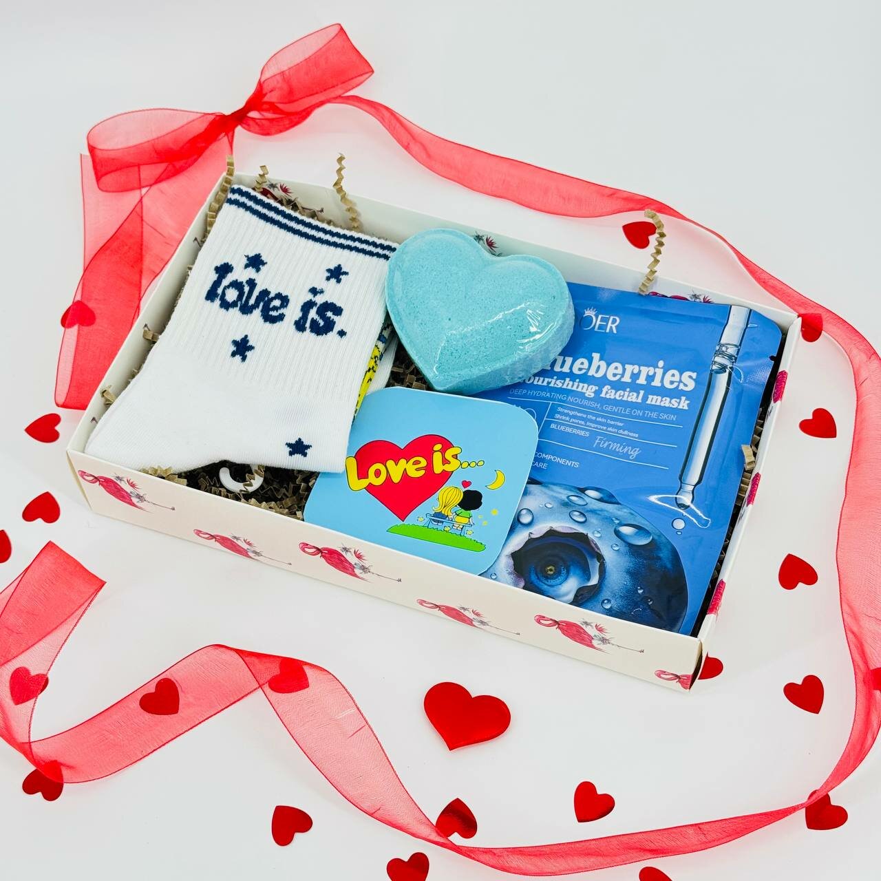 Подарочный набор спа, бьюти бокс для девушки. Бомбочка для ванны, маска для лица, носочки