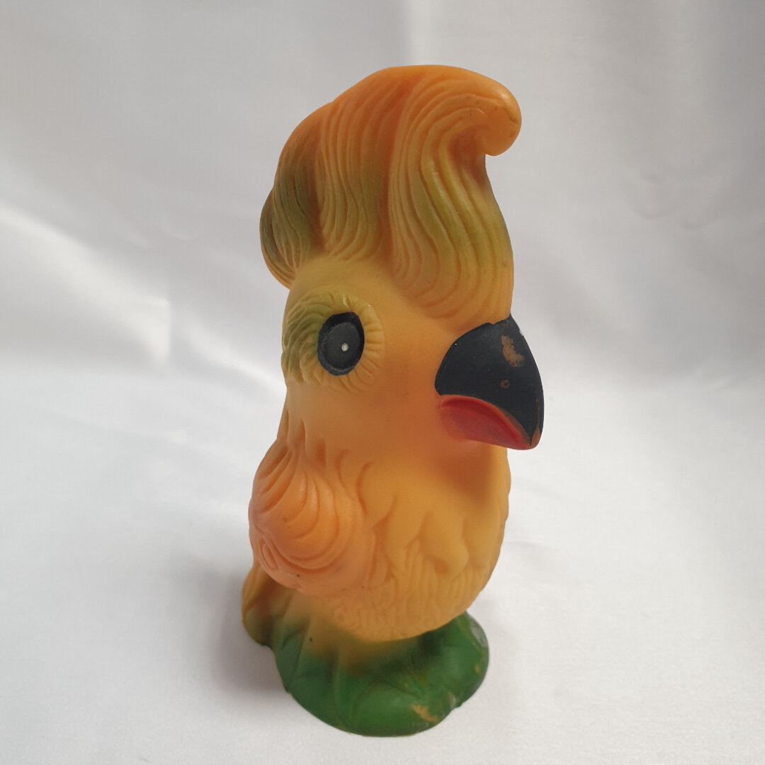 Резиновая игрушка "Попугай", высота 15 см. Винтаж, СССР.