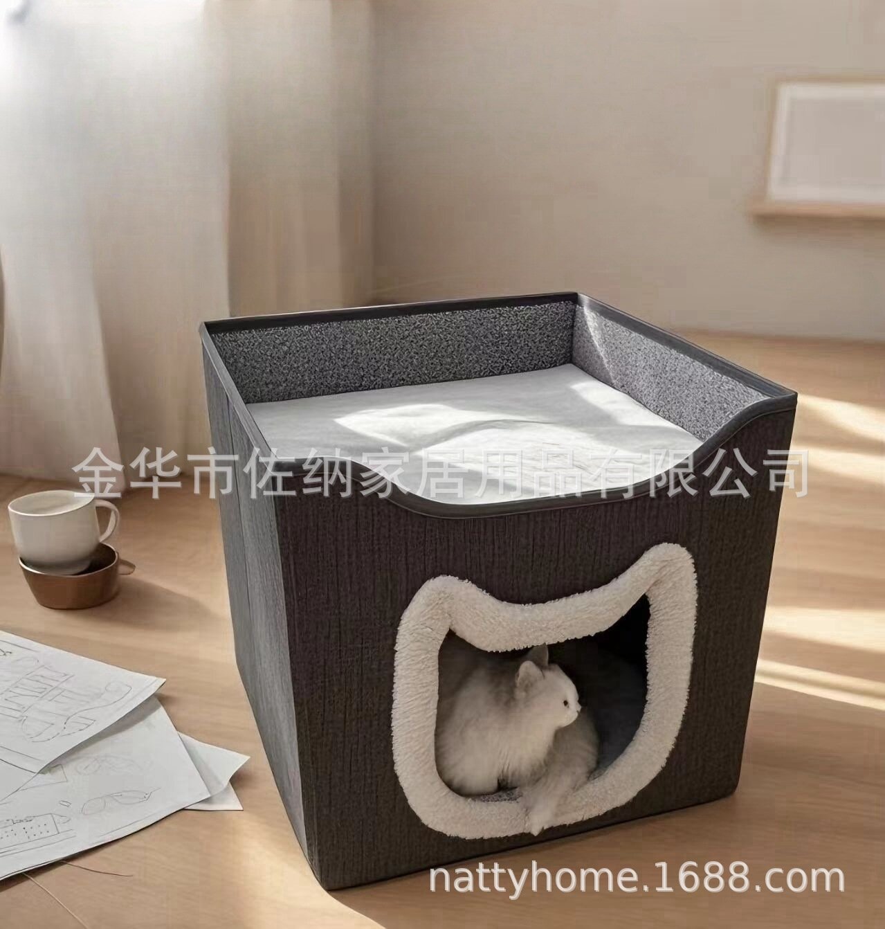 Домик трансформер двухэтажный с лежанкой, когтеточкой и игрушкой для животных, кошек и мелких пород собак, серый