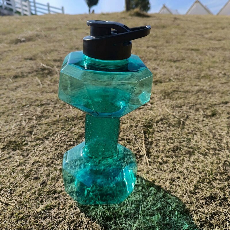 Спортивный стакан для воды "Гантель", 1500мл, с крышкой, пластик