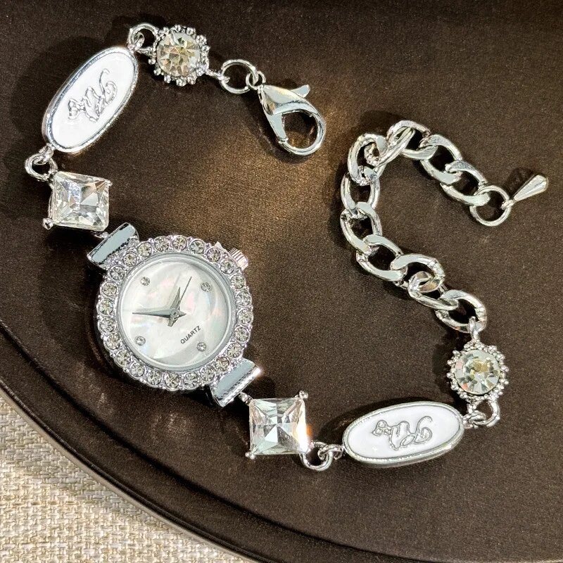 Наручные часы MOONBIFFY