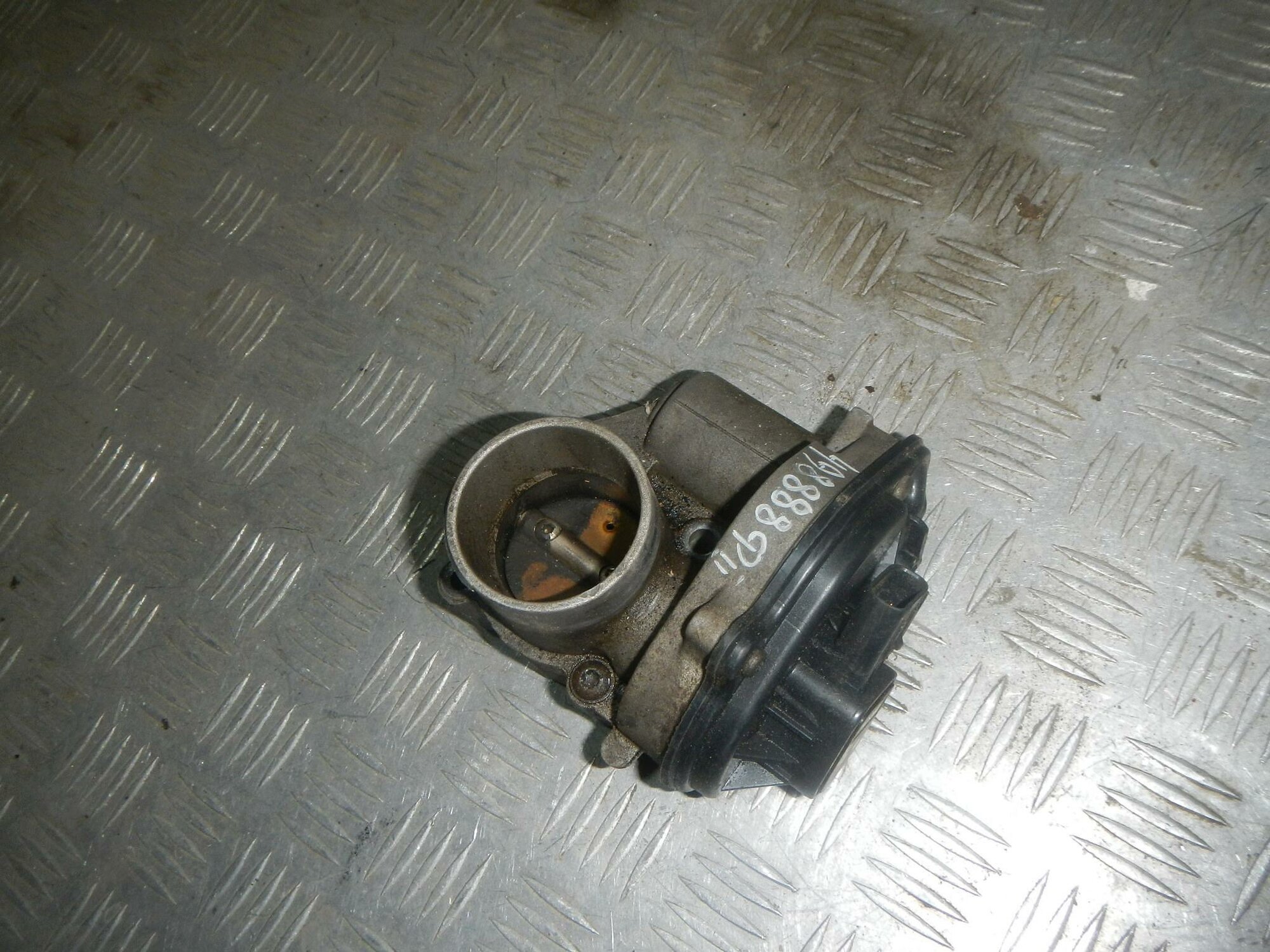 Б/У Заслонка дроссельная электрическая, Ford (Форд)-FOCUS 2 (05-08) FORD FOCUS 2 (05-08) 1,4 Без видимых повреждений. 498...