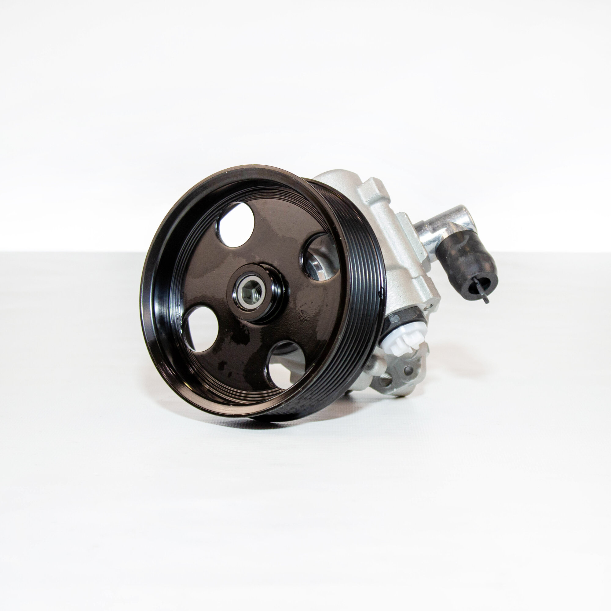 Насос гидроусилителя руля Nadoka для MB X164 GL420/GL450/W164 ML420/ML450