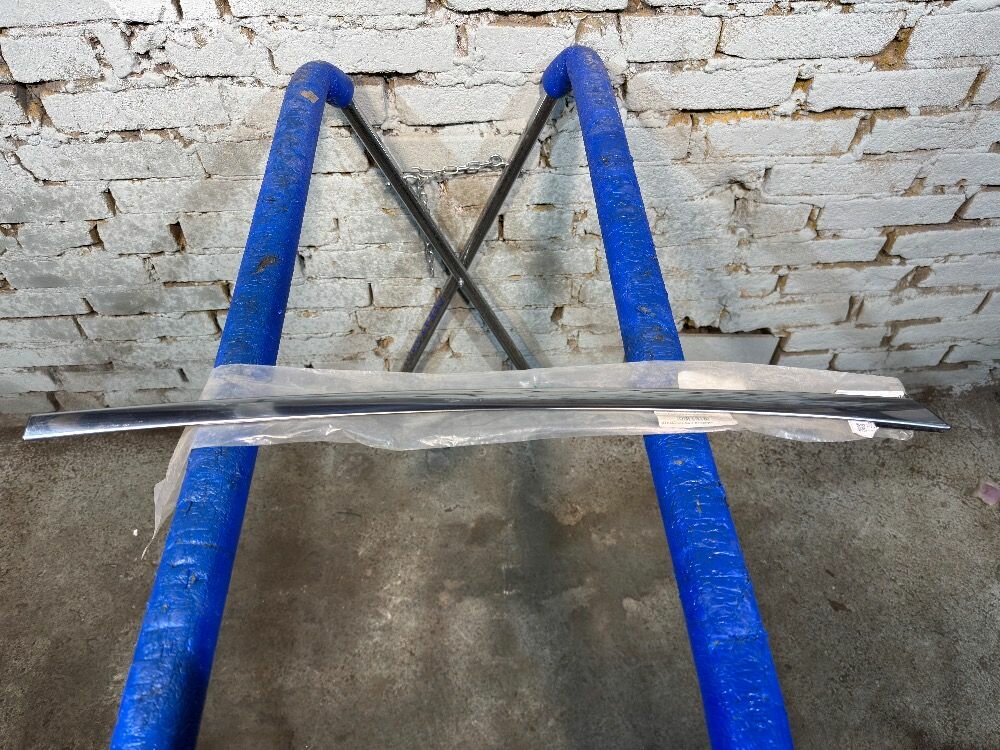 Молдинг верхний задней левой двери KIA K5 83850l2000